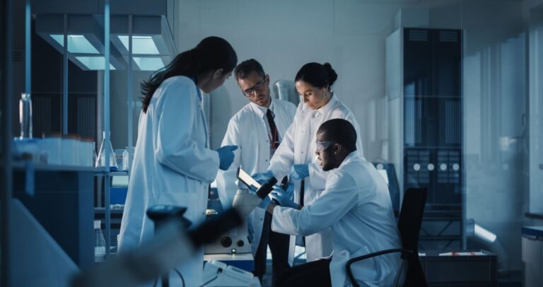 12 Alternative Careers for Doctors