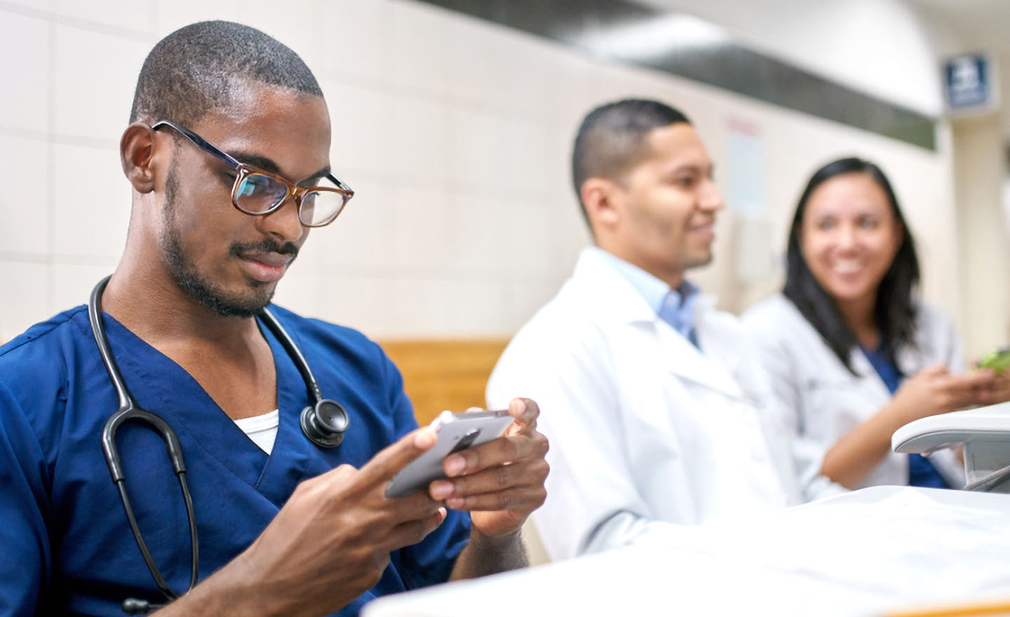 Future Mobile Healthcare Technology for Doctors: Trends for 2026